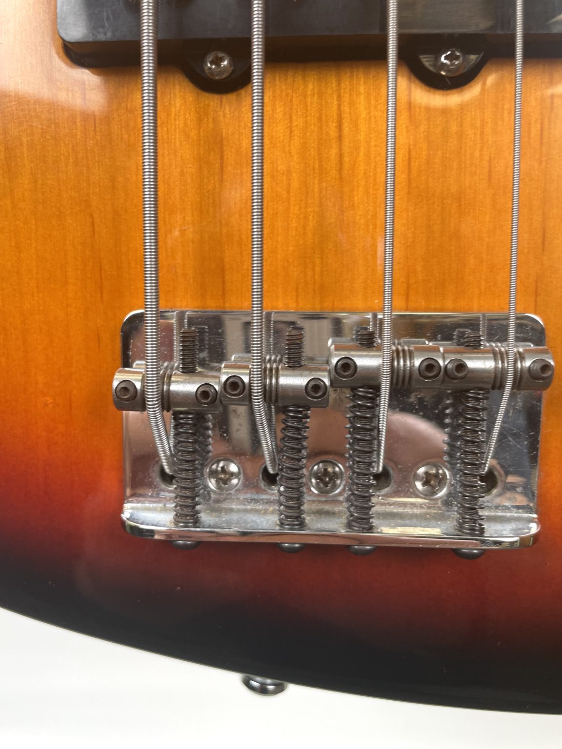 1996 Fender American Standard Jazz Bass- Sunburst – The Guitar Trader